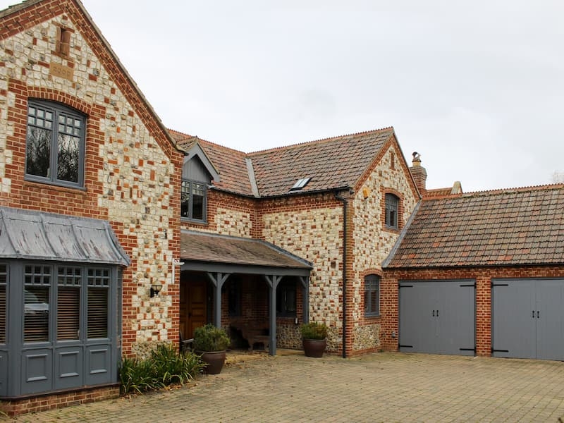 The Norfolk Cleaning Group - Professional Cleaning Services - 01692 407 690